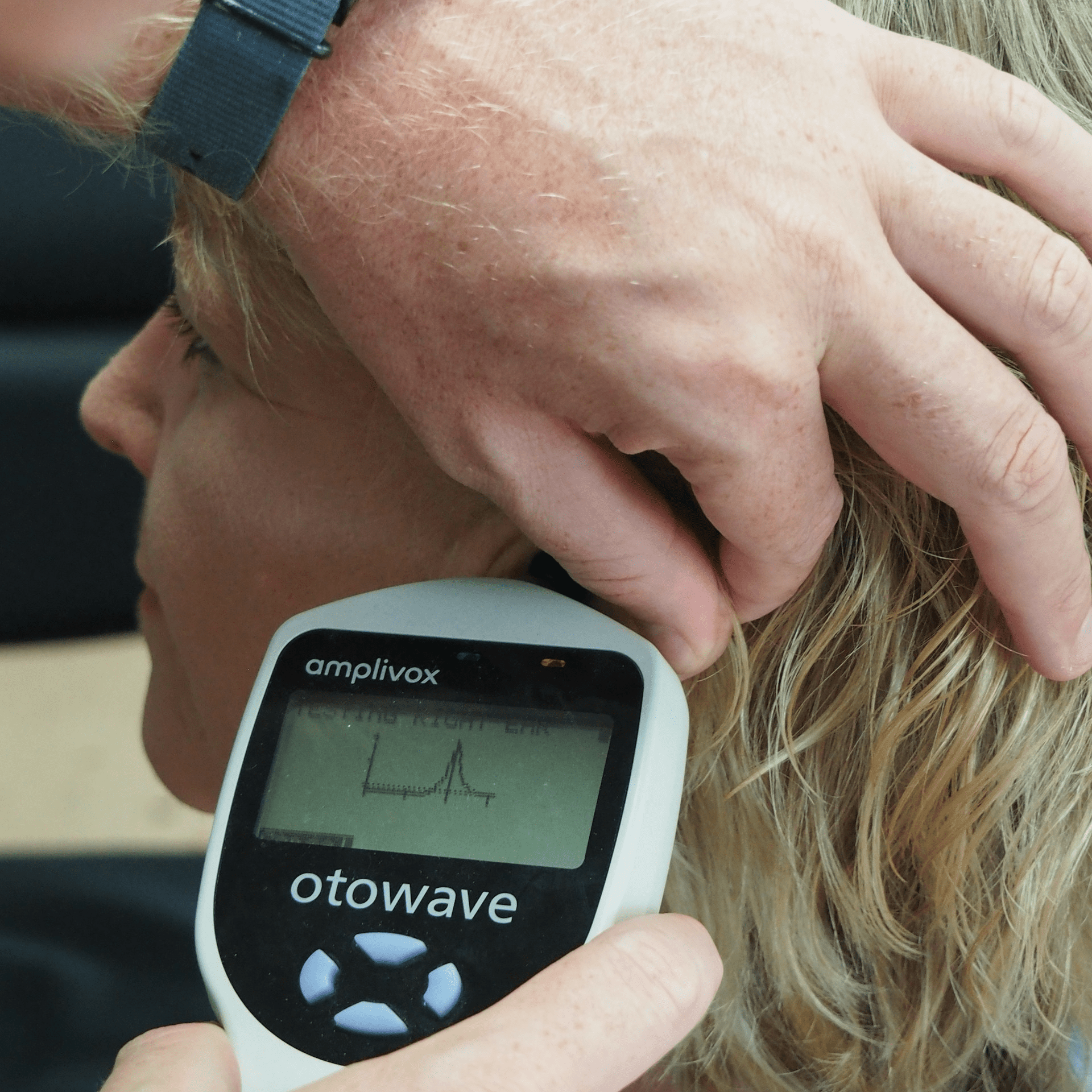 Which Offers Better Hearing Aid Coverage: Medicare or Private Insurance ...