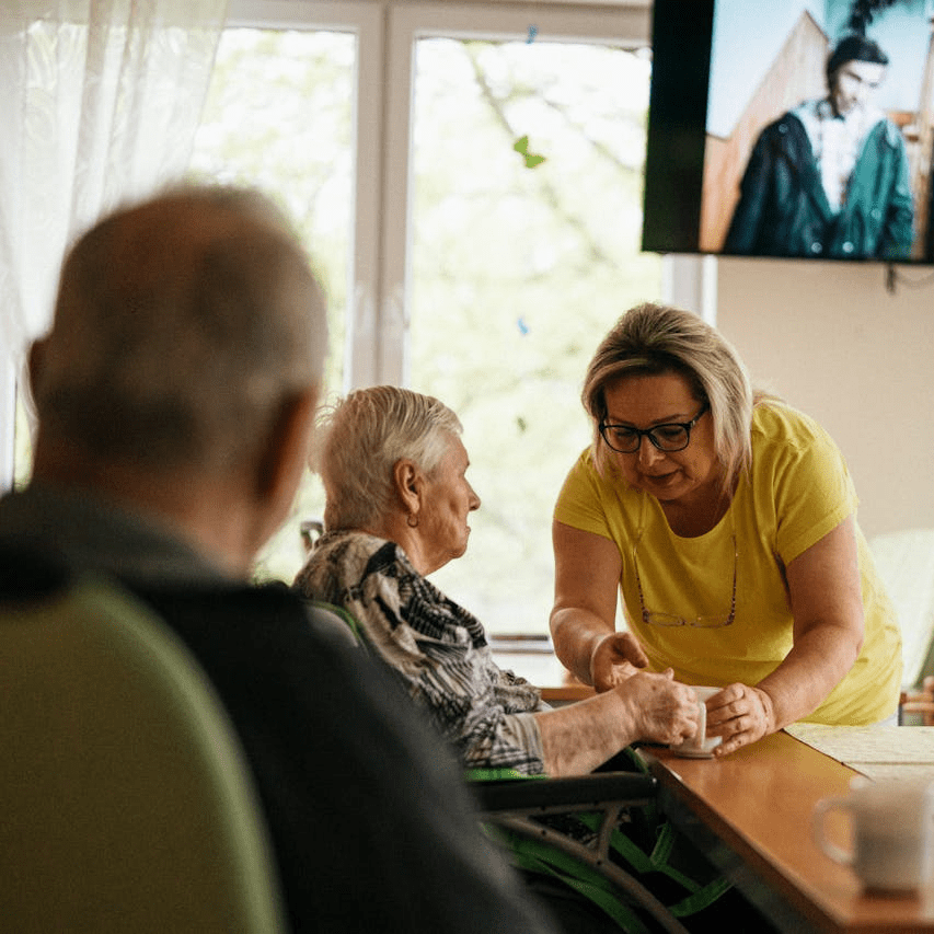 6 Important Differences Between Medicare and Medicaid That Dual ...